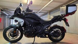 Bmw R 1300 GS Triple Black (2023 - 25) Usata a Arese - VetrinaMotori